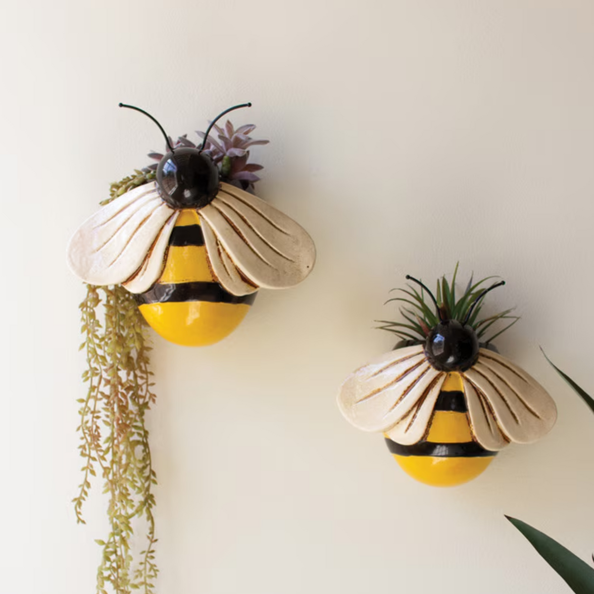 Ceramic Bee Wall Planter – Candlestock